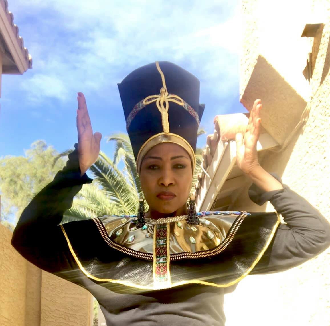 Hats and Crowns – Norahs Khan WISEE SHOP